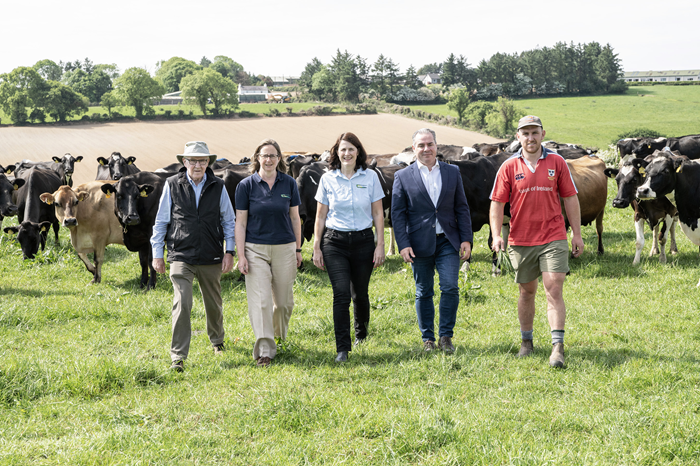 Working together: Collaborative farming models for a sustainable future ...